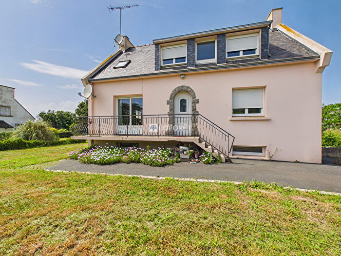 Maison 8 pièces à vendre - Plozévet