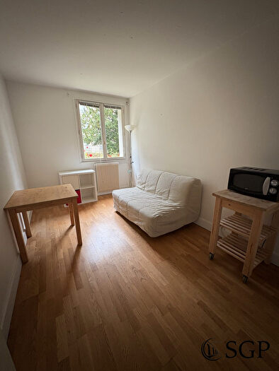 Appartement à louer - Versailles, Porchefontaine - 1 pièce