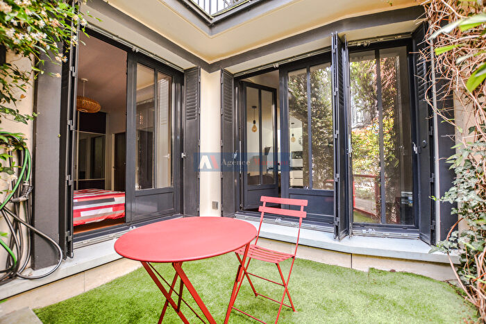 Appartement 3 pièces à vendre - Courbevoie, Marceau République