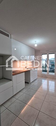 Appartement à louer - Gradignan - 4 pièces - 2 chambres