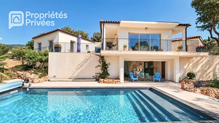 Maison 5 pièces à vendre - Figanières