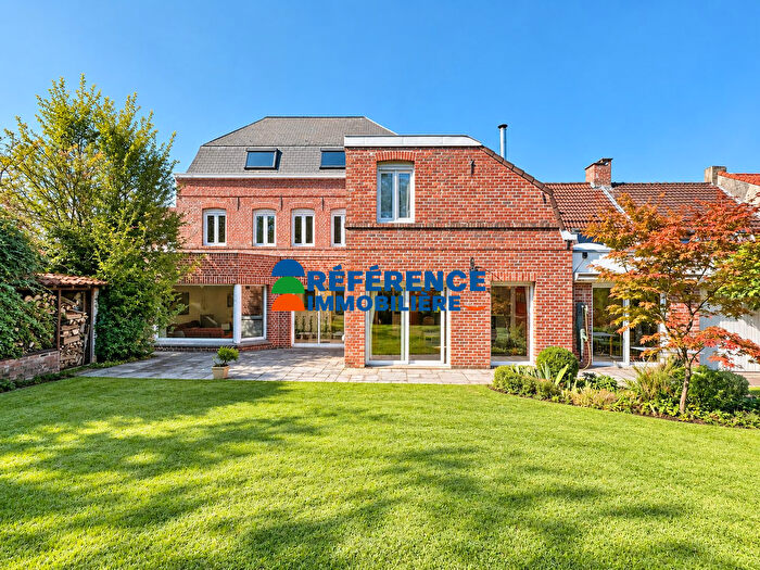 Wasquehal, Capreau : Maison 9 pièces à vendre