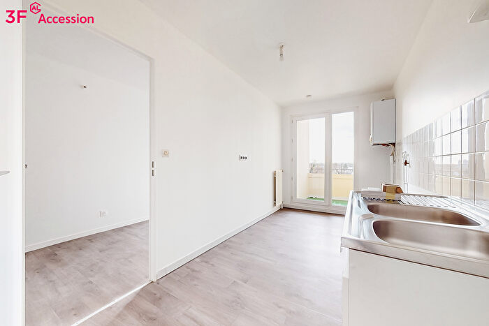 Appartement à vendre - Villepinte, Clos Montceleux - 4 pièces - 3 chambres