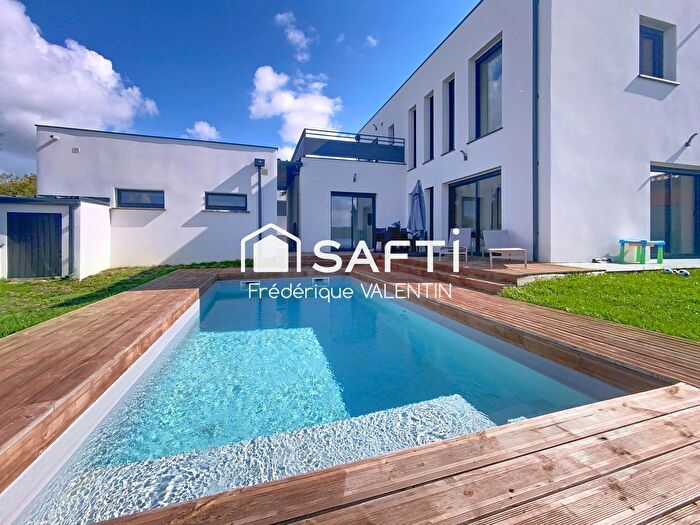 Maison à vendre - Montastruc-la-Conseillère - 5 pièces - 4 chambres