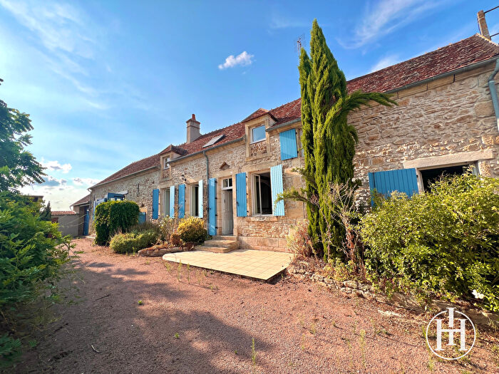 Maison à vendre - Saint-Pierre-les-Étieux - 6 pièces - 4 chambres