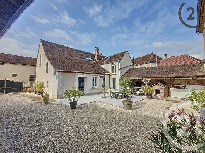 Maison à vendre - Montigny-la-Resle - 10 pièces - 7 chambres