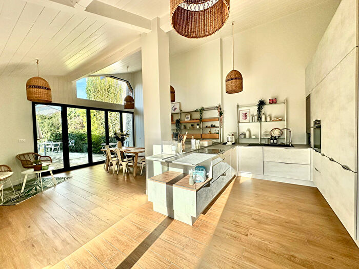 Maison à vendre - La Teste-de-Buch, Centre-ville - 7 pièces - 6 chambres