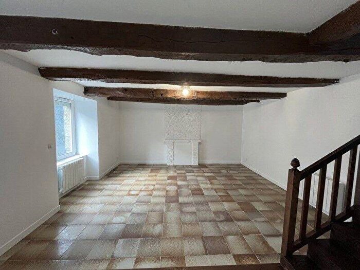 Maison à louer - Melgven - 4 pièces - 3 chambres