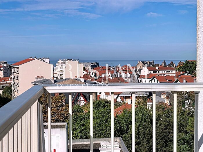 Appartement à vendre - Biarritz, Saint-Charles, Phare, Larochefoucauld - 3 pièces - 2 chambres