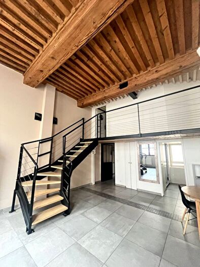 Appartement à louer - Pentes de la croix-rousse, Lyon er arrondissement - 4 pièces - 3 chambres