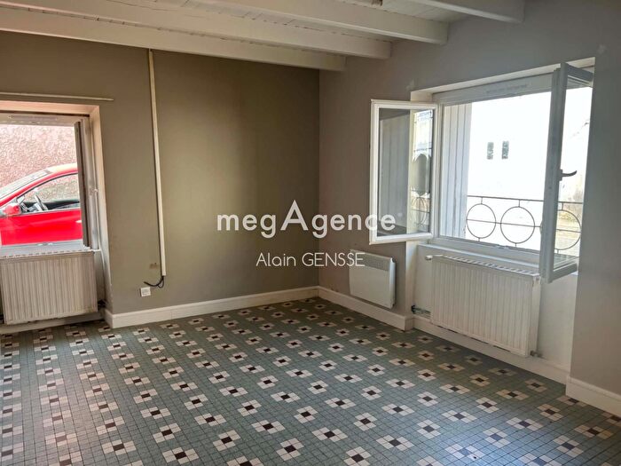 Maison 4 pièces à Surgères, à vendre
