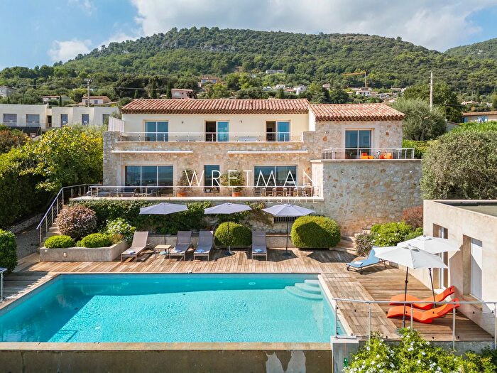 Tourrettes-sur-Loup : Maison 5 pièces à vendre