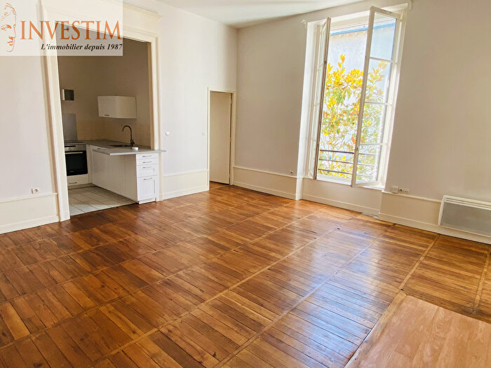 Appartement à vendre - Blois, Centre-ville - 2 pièces - 1 chambre