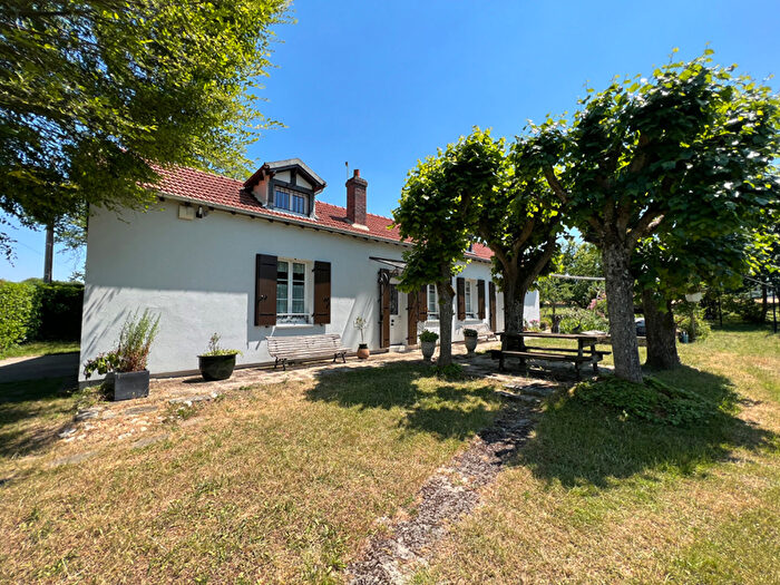 Maison à vendre - Luzancy - 5 pièces - 3 chambres