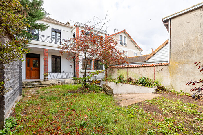 Maison à vendre - Saint-Maur-des-Fossés, La Varenne - 5 pièces - 3 chambres