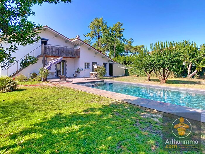 Maison à vendre - Mimizan - 5 pièces - 3 chambres