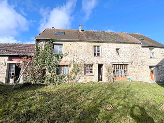 Maison à vendre - Nucourt - 8 pièces - 4 chambres