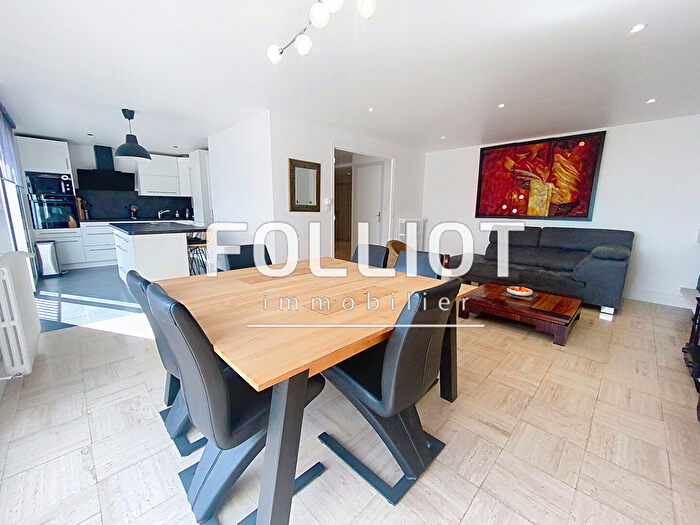 Appartement à vendre - Fougères, Madeleine, Sermandière, Chattière - 5 pièces - 4 chambres