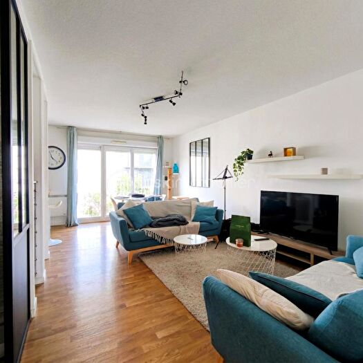 Appartement 4 pièces à Quartiers Centre, Saint-Hélier, Gare, à vendre