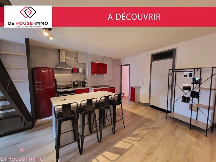 Appartement à vendre - Le Puy-en-Velay, Centre-ville - 5 pièces - 2 chambres