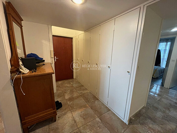 Appartement à vendre - Lyon e , La Duchère - 3 pièces - 2 chambres