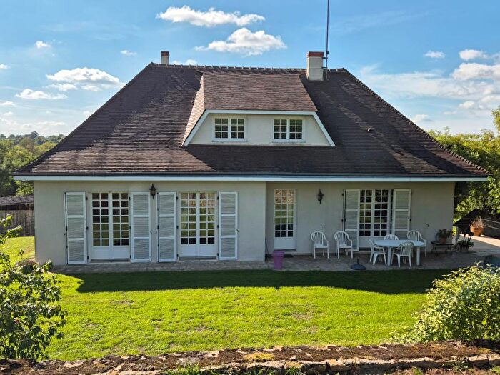 Maison à vendre - Montgivray - 5 pièces - 4 chambres