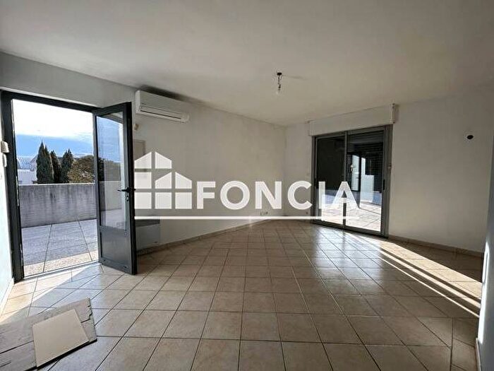 Appartement à louer - Sud, Le Thor - 2 pièces - 1 chambre