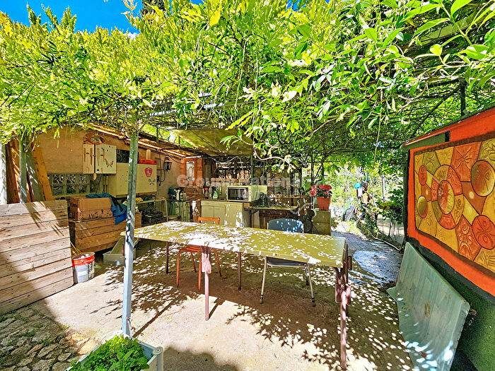 Saint-Paul-en-Forêt - Maison 4 pièces à vendre