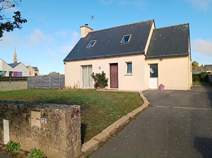 Maison 5 pièces à vendre à Kerlouan