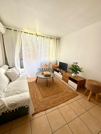 Appartement à louer - Les Abymes - 4 pièces - 3 chambres