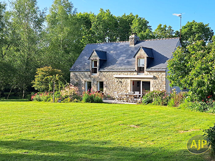 Guéhenno : Maison 5 pièces à vendre