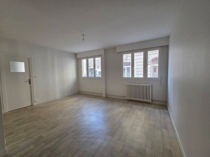 Centre Ville, Reims - Appartement 3 pièces à louer