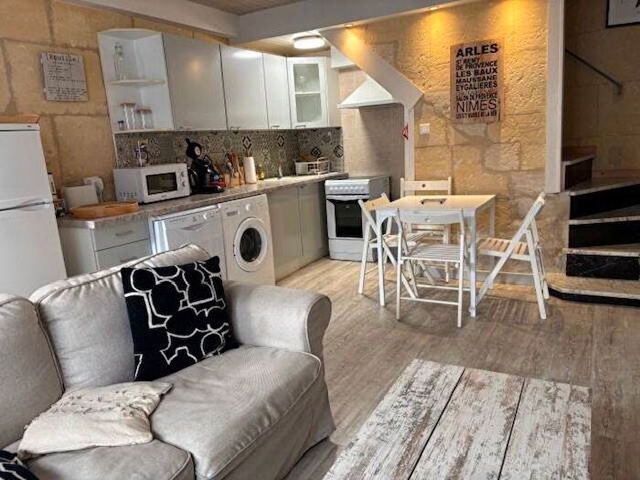 Maison à louer - Arles - 3 pièces - 2 chambres