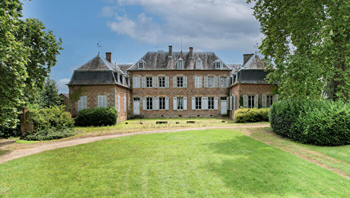 Maison à vendre - Toulon-sur-Allier - 16 pièces - 11 chambres