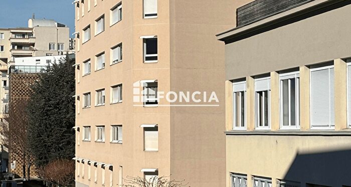 Appartement à vendre - Saint-Étienne, Saint-Roch, Vivaraize, Valbenoite, Centre Deux - 1 pièce