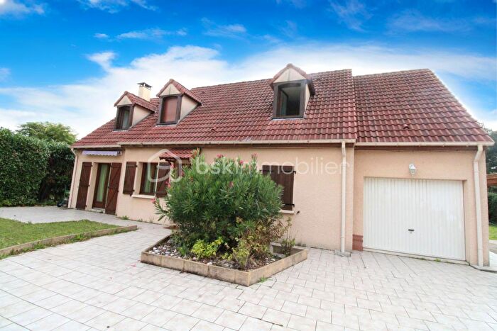 Maison à vendre - Chevry-en-Sereine - 7 pièces - 5 chambres