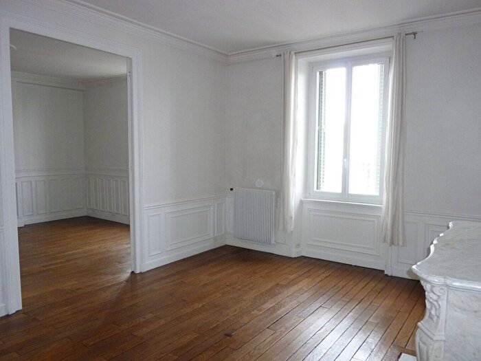 Appartement 4 pièces à louer - Centre Ville, Reims
