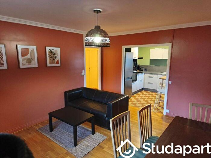 Appartement à louer - Centre, La Madeleine - 1 pièce - 3 chambres