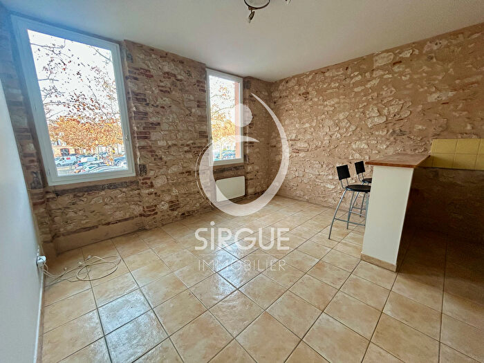Appartement à louer - Albi, Centre-ville - 2 pièces - 1 chambre