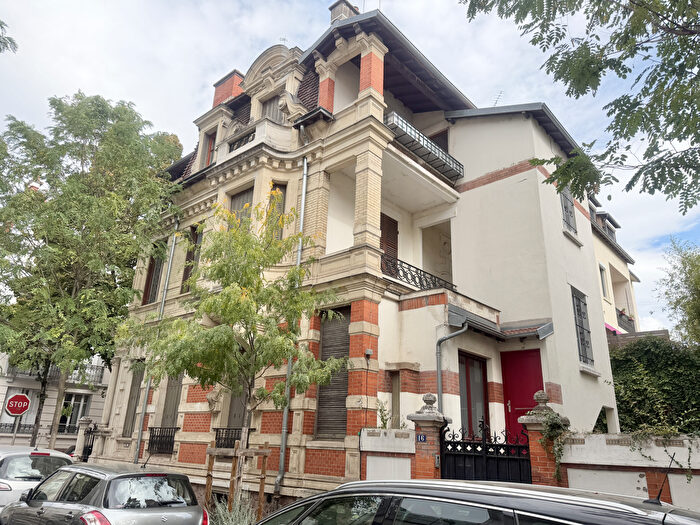 Vichy, Coeur de Ville - Appartement 4 pièces à vendre