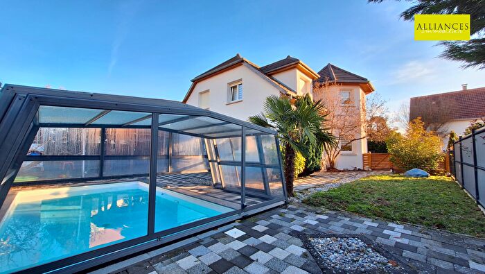 Maison à vendre - Wittelsheim - 7 pièces - 4 chambres