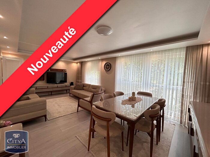 Appartement à vendre - Beauvais, Argentine - 5 pièces - 3 chambres