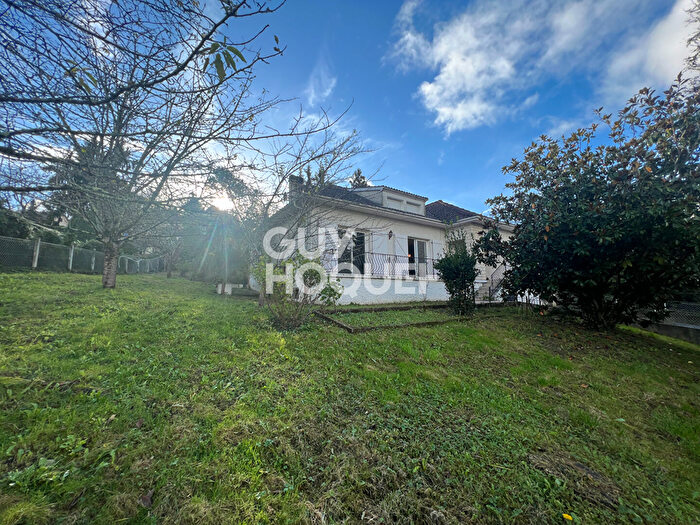 Maison à vendre - Mourenx - 6 pièces - 5 chambres