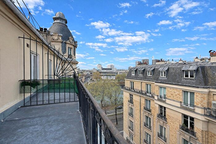 Appartement 2 pièces à vendre à Paris 16ème, Passy, Maison de la Radio, Muette-Sud