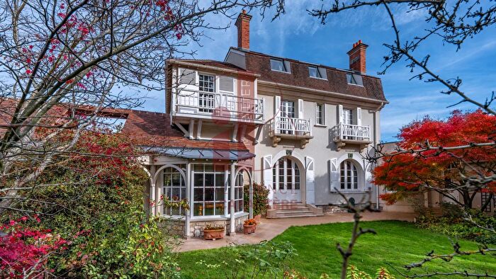 Maison à vendre - Héricy - 14 pièces - 8 chambres