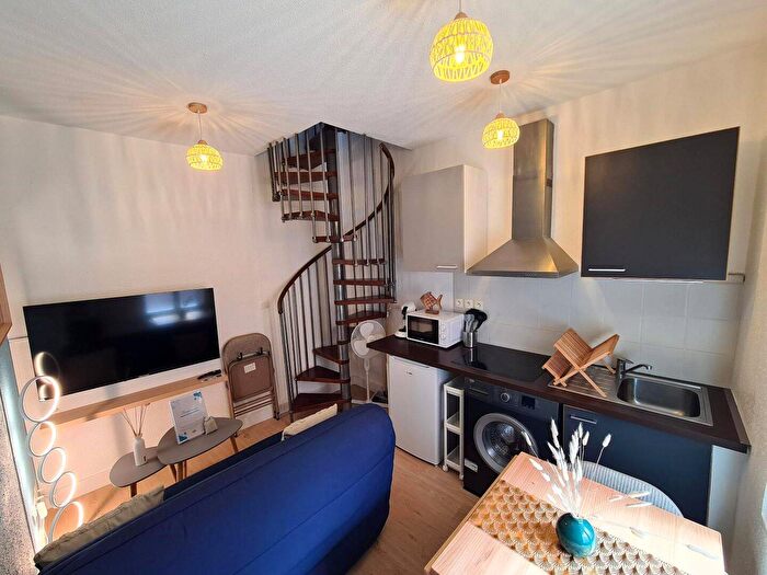 Appartement à louer - Centre Ville, Sérignan - 1 pièce