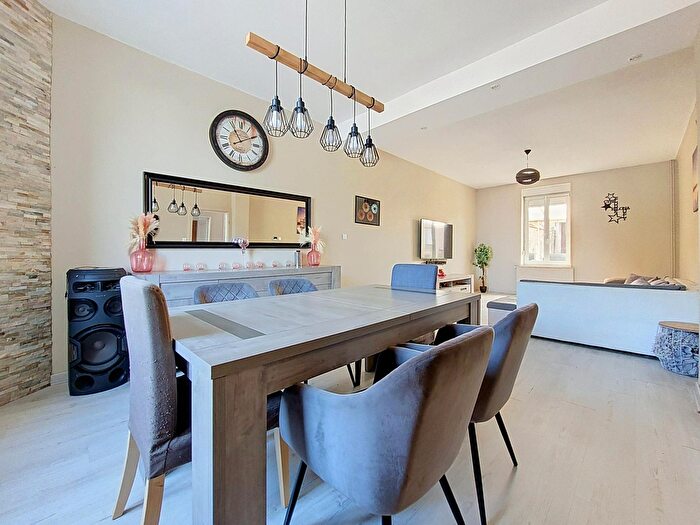 Maison 5 pièces à vendre à Malaucourt-sur-Seille