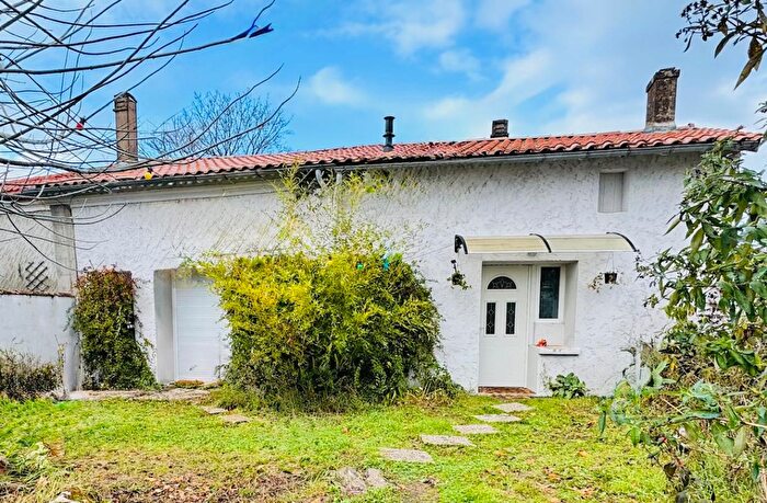 Saint-Gervais : Maison 4 pièces à vendre