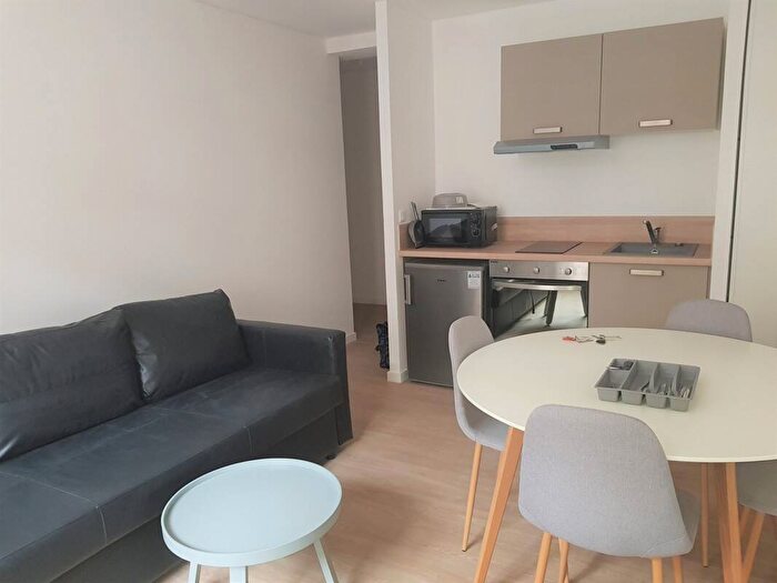 Appartement à louer - Saint Germain-Les Halles, Amiens - 1 pièce