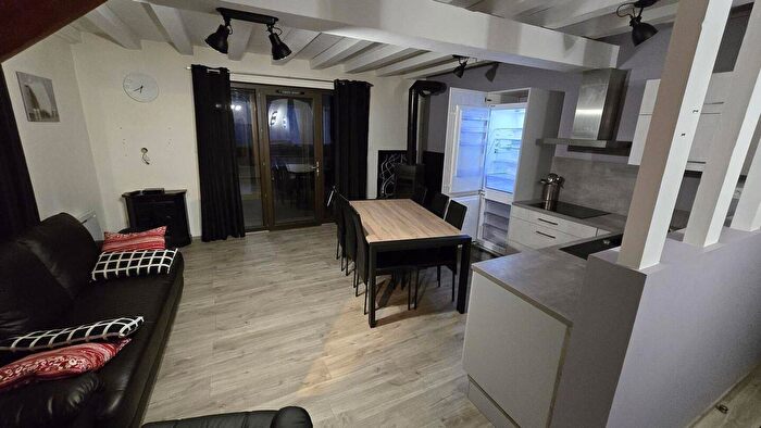 Auris : Maison 4 pièces à louer